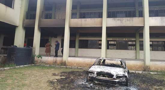 [PHOTOS] Gunmen Set Ablaze Orlu High Court, Destroy Files ...