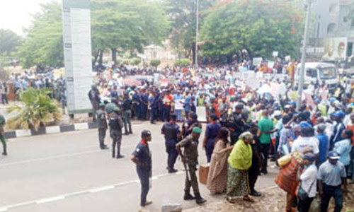 NLC Blocks FCT Minister's Office, Demands N70,000 Minimum Wage for Area Council Workers ...